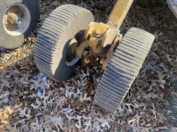 2009 Woods 9318 Hay and Forage Mowers - Batwing for Sale | Tractor Zoom