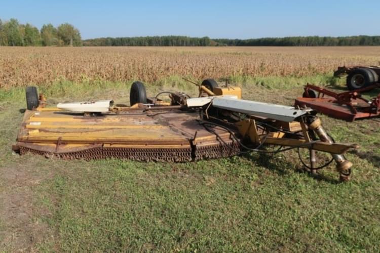 SOLD - Woods B320 Hay and Forage Mowers - Batwing | Tractor Zoom