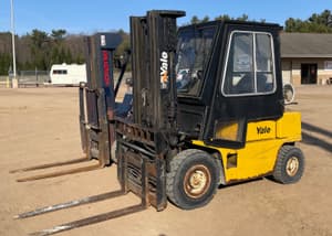 SOLD - Yale GLP040RDNUAE080 Lot No. 1357 Construction with 3,787 Hrs ...
