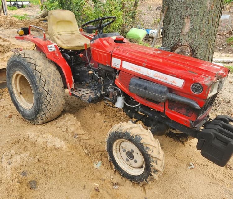 SOLD - Yanmar YM180 Tractors Less than 40 HP | Tractor Zoom