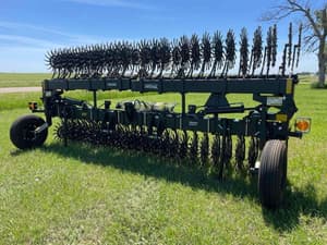 SOLD - Yetter 3530 Lot No. 25 Tillage with 30 ft | Tractor Zoom
