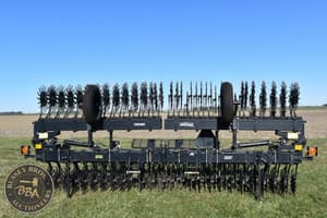 SOLD - Yetter 3530 Lot No. 32257 Tillage with 30 ft | Tractor Zoom