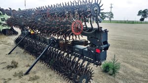 SOLD - Yetter 3541 Stock No. 238679 Tillage with 41 ft | Tractor Zoom